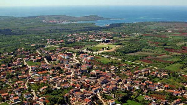 Accommodation in Tar